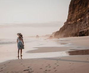 Resonance - Brutalist WordPress Theme